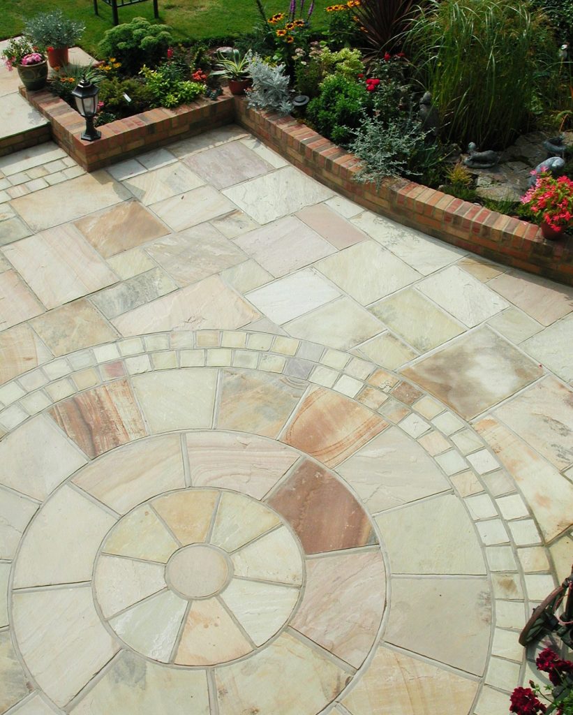 Sandstone Circles - Kings Landscaping