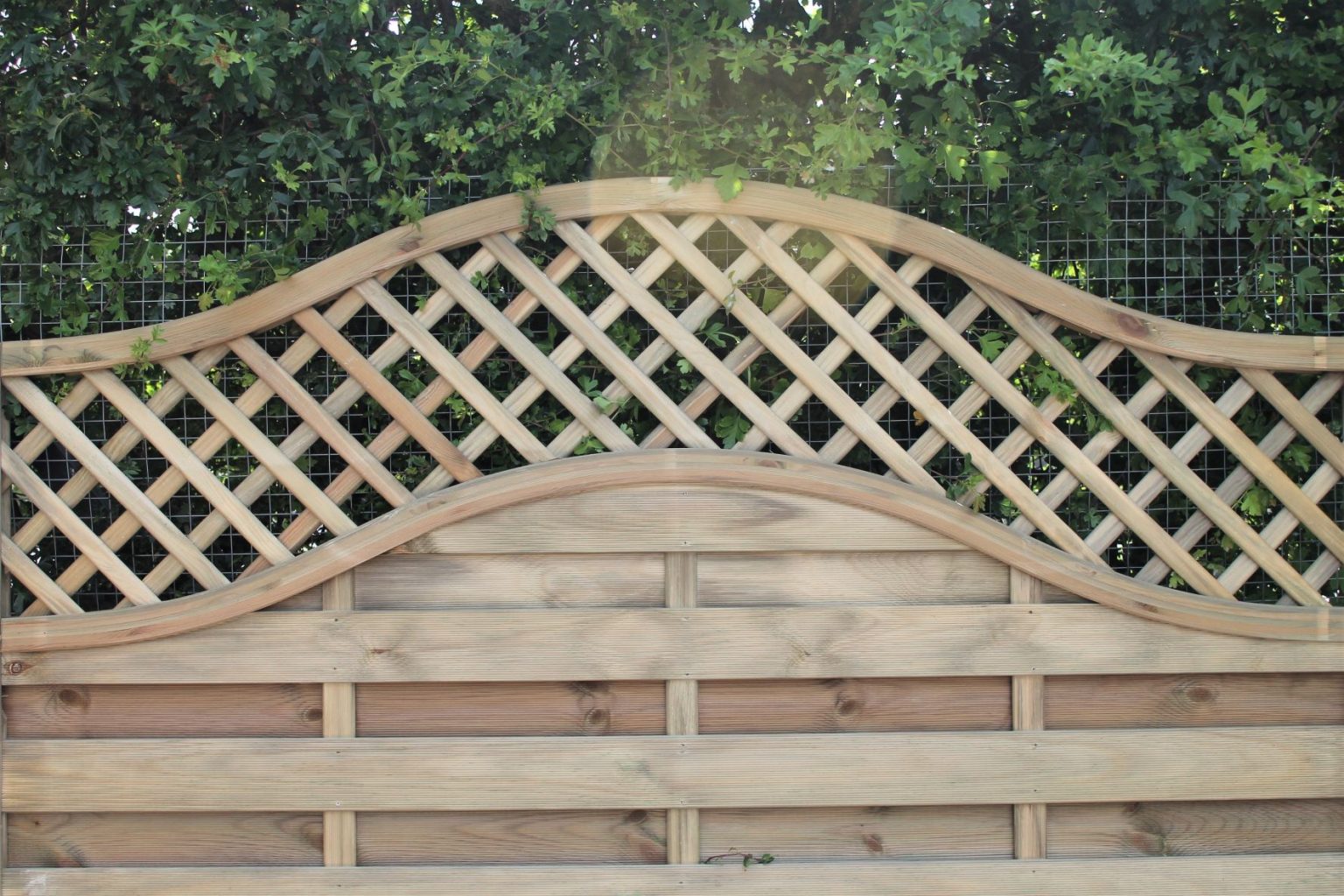 Omega Lattice Top Panel - Kings Landscaping